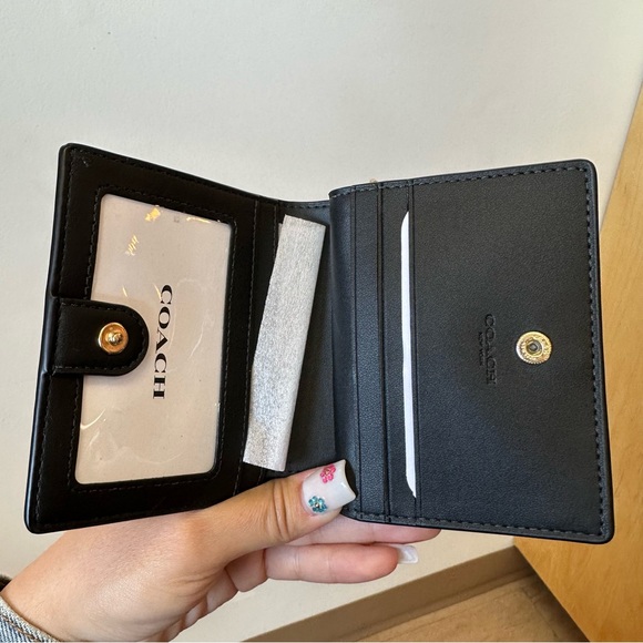 Coach | Bags | Coach Snap Wallet In Signature Canvas | Poshmark